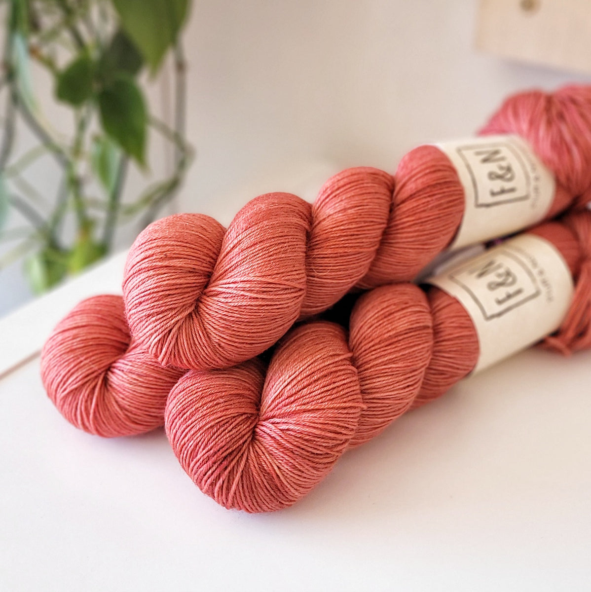 Fluff & Nonsense Platinum BFL Sock – Maker Maker
